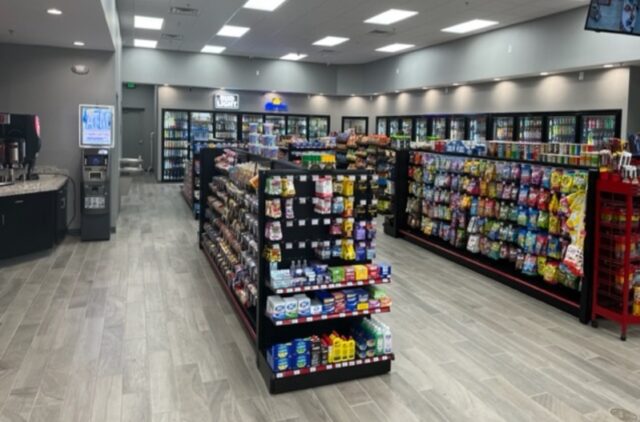 New Gas Station In Lakeland Town Square Officially Opens - Lakeland ...